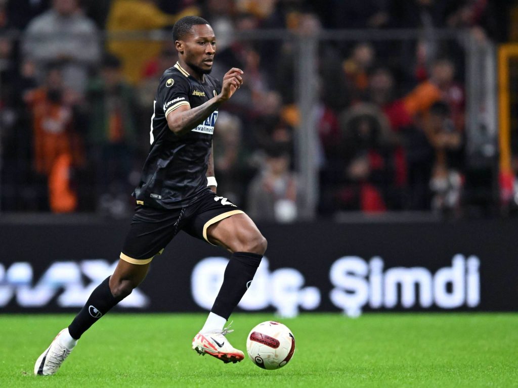 Conheça Loide Augusto, novo reforço do Vasco - Papo na Colina ...